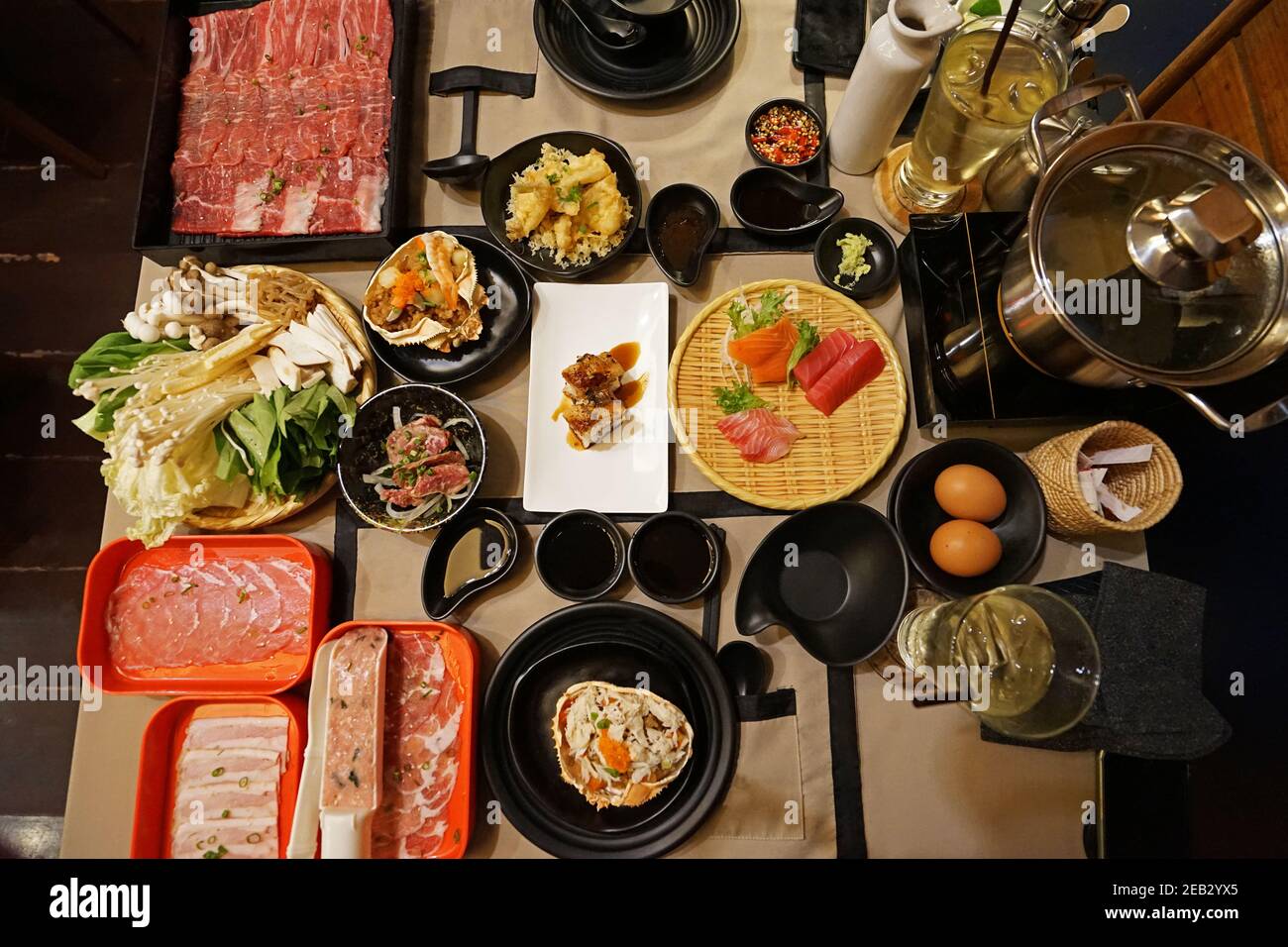 Wagyu beef sashimi hi-res stock photography and images - Alamy