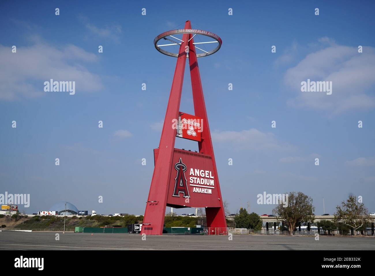 Angel stadium anaheim aerial hi-res stock photography and images - Alamy