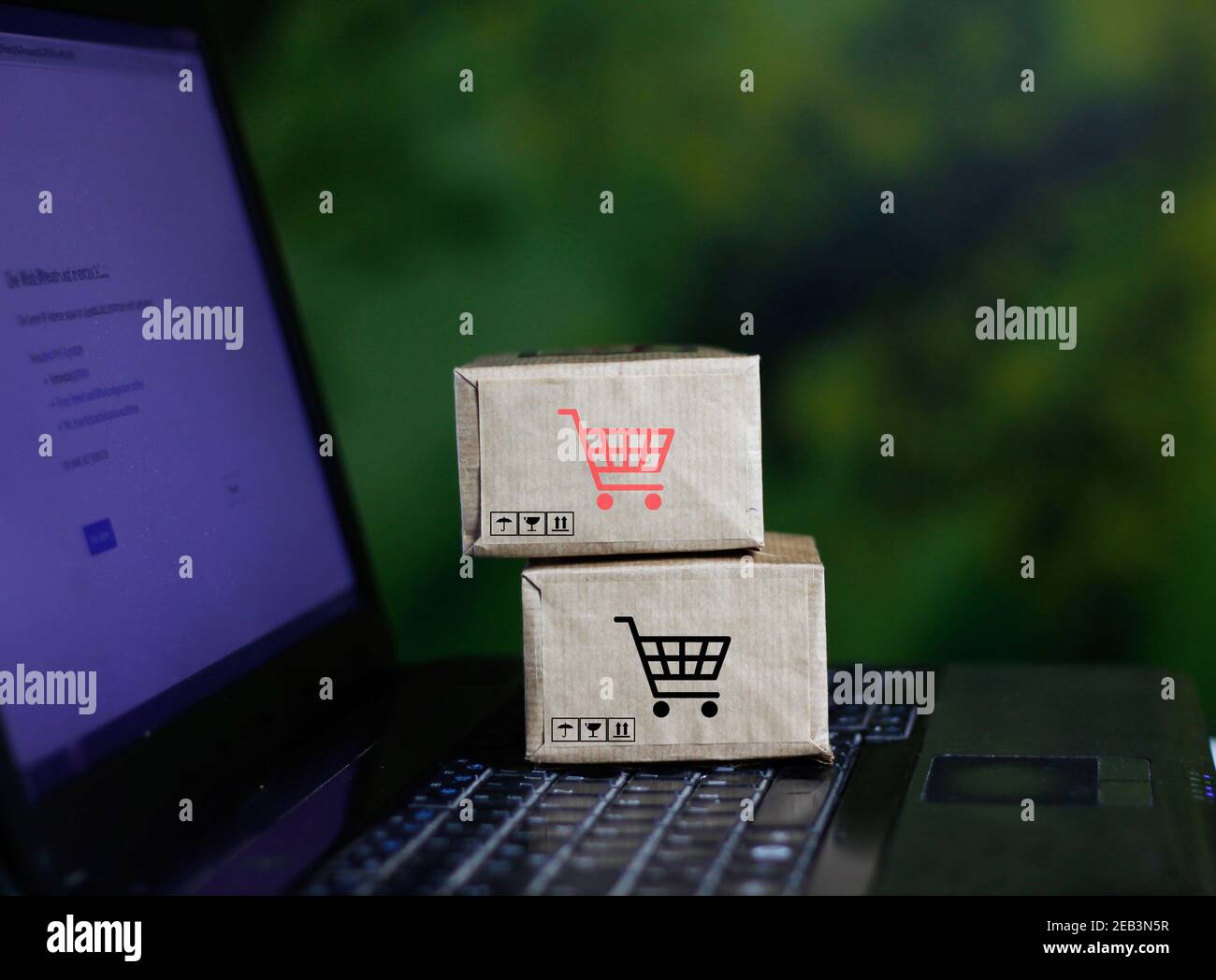 Online shopping and e-commerce trading Stock Photo - Alamy