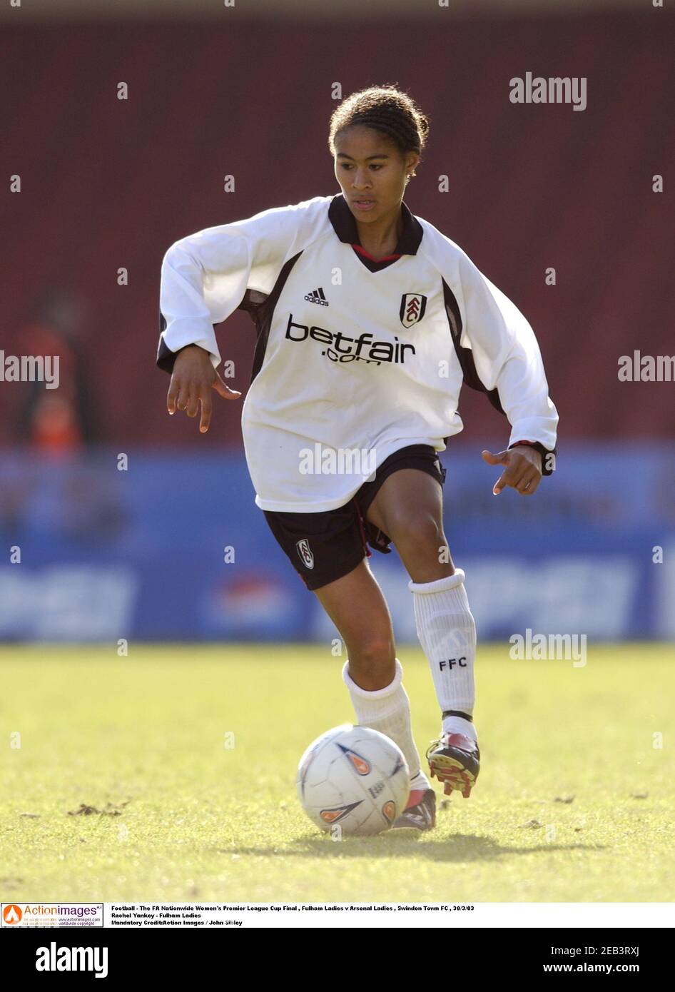Women's fa cup final yankey hi-res stock photography and images - Alamy