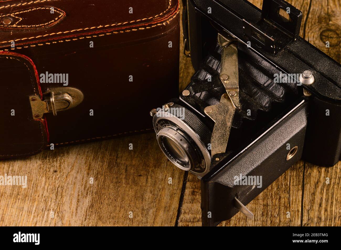 Old 6X9 Kinax french photo camera Stock Photo - Alamy