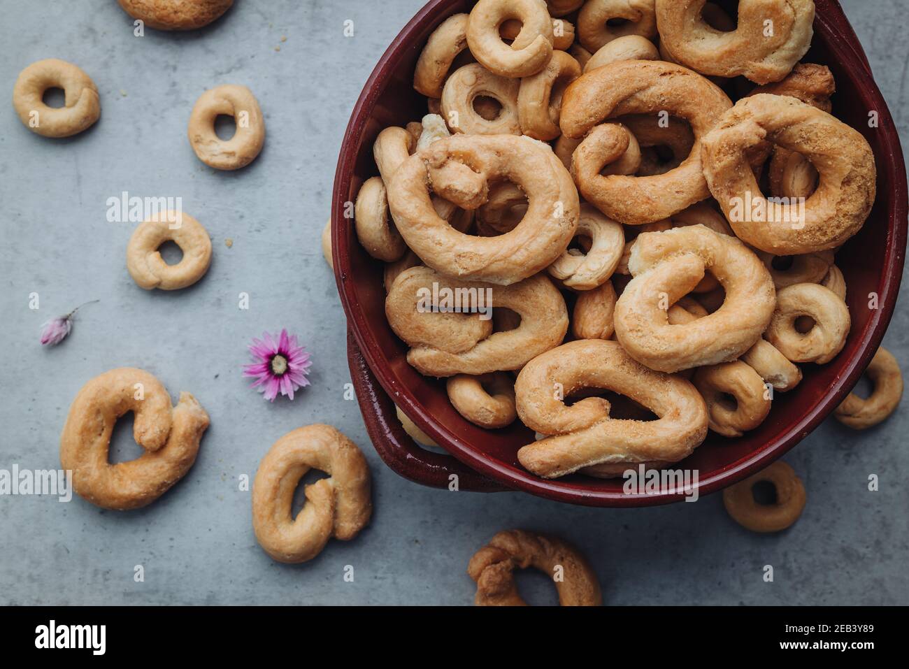 Crunchy traditional taralli snacks hi-res stock photography and images ...
