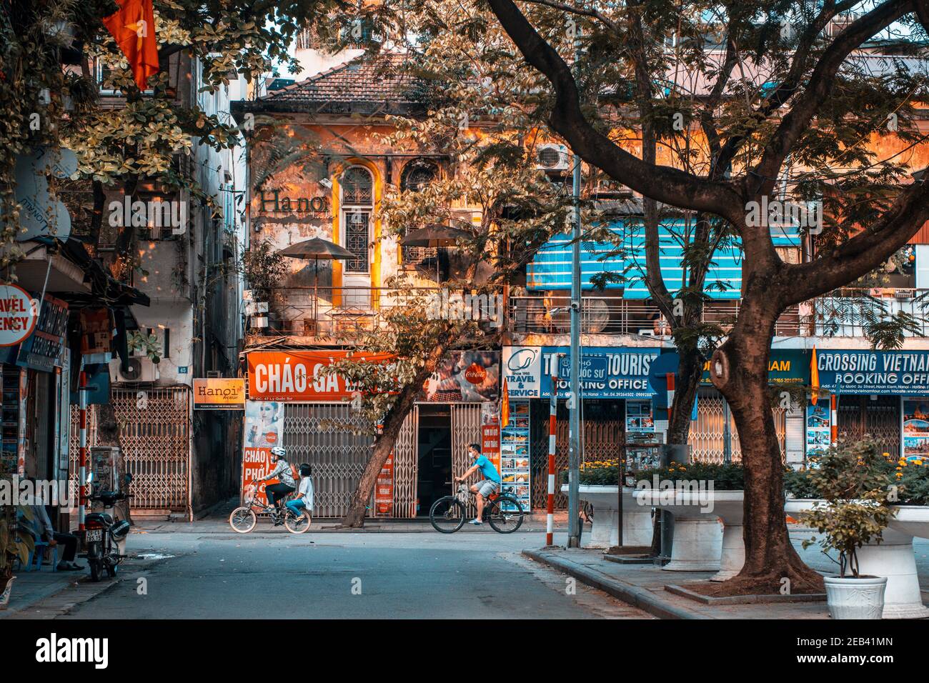 Hanoi daily life Stock Photo - Alamy