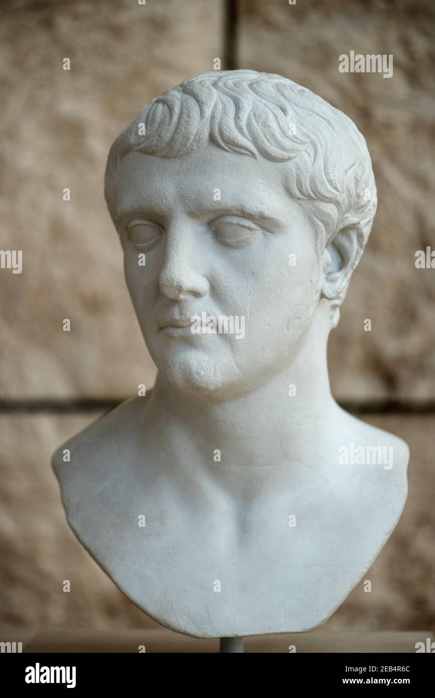 Portrait nero hi-res stock photography and images - Alamy
