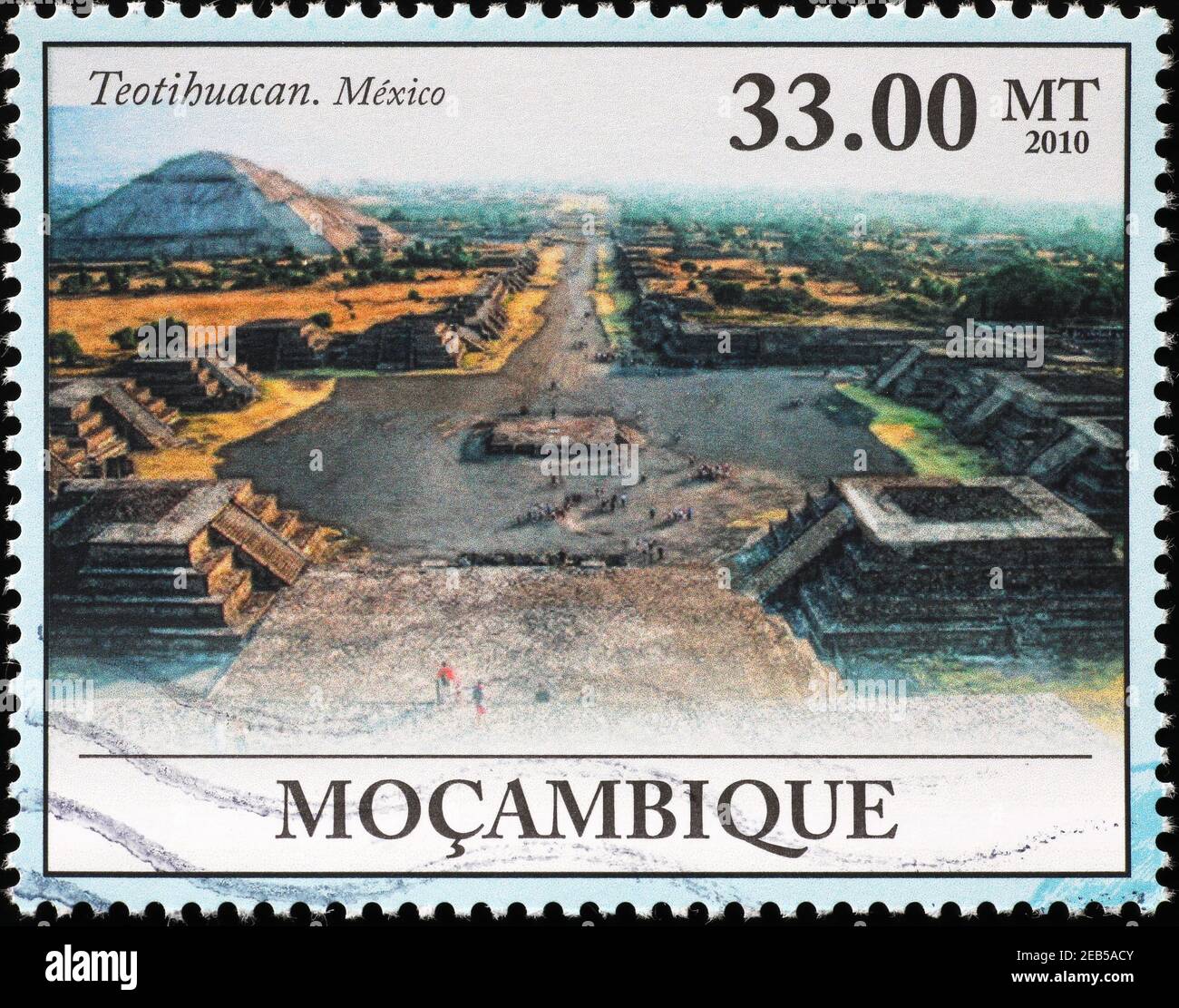 Site of Teotihuacan in Mexico on postage stamp Stock Photo - Alamy