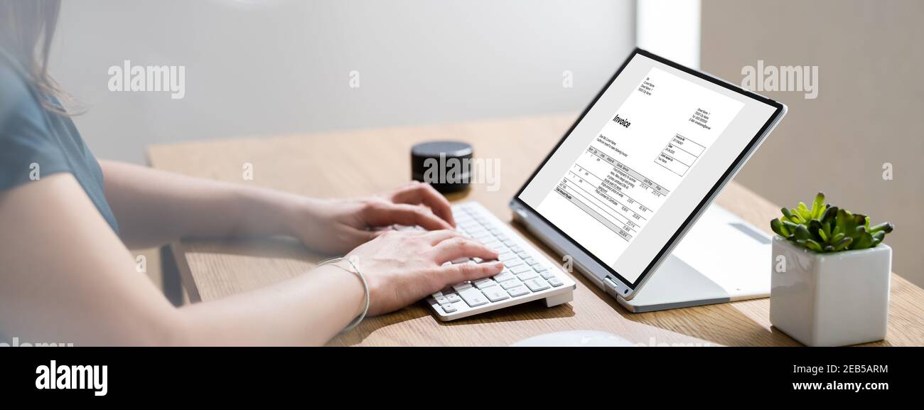 Online Invoice Statement And Digital Bill Software Stock Photo - Alamy