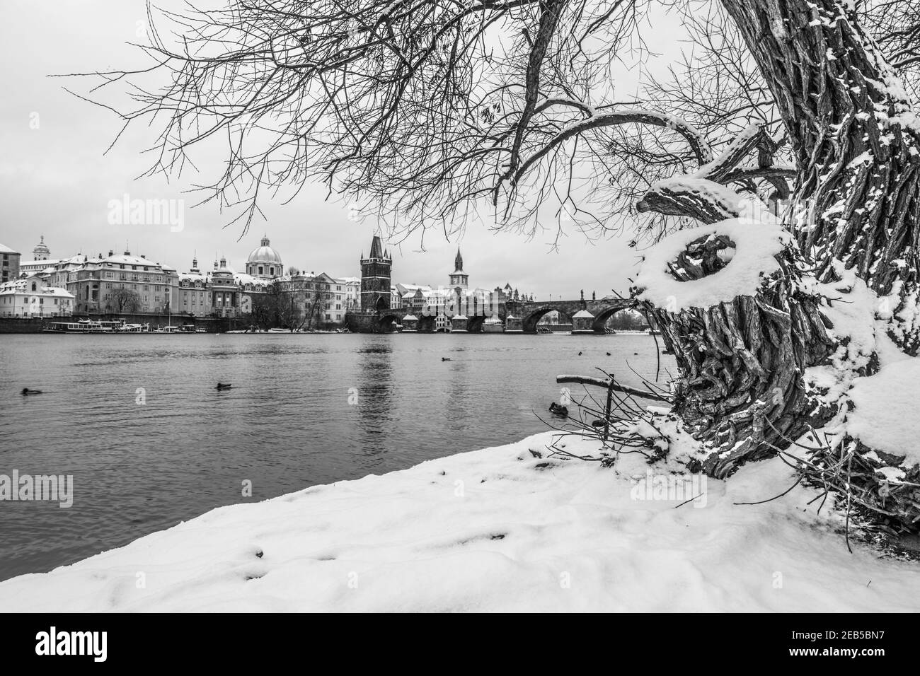 Prague bridge in winter Black and White Stock Photos & Images - Alamy