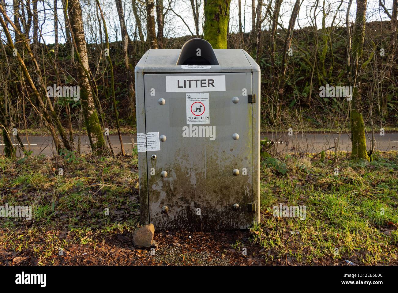 Loch Ken, Scotland - December 21st 2020: Litter bin in parking area ...