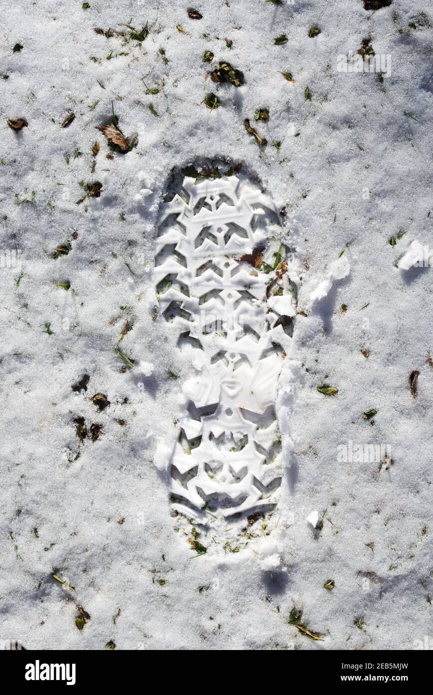 Footprint from boot hi-res stock photography and images - Alamy