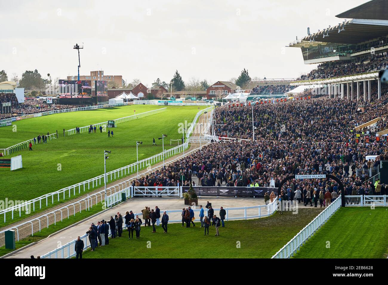 Cheltenham festival hi-res stock photography and images - Alamy