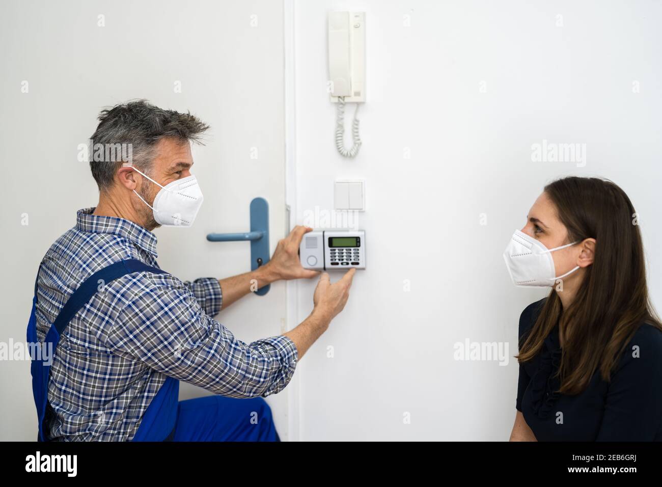 Security alarm system hi-res stock photography and images - Alamy
