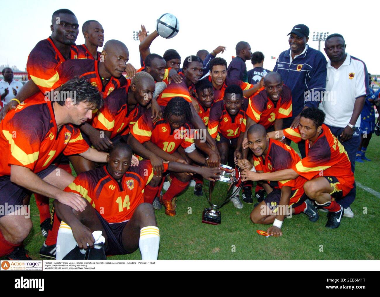 Soccer international friendly angola cape verde islands estadio jose ...