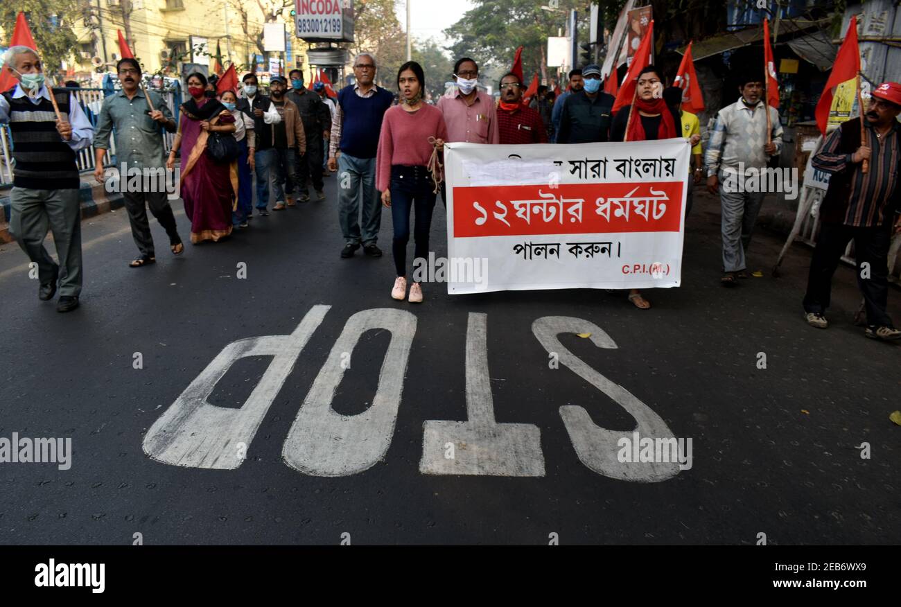 Railway strike india hi-res stock photography and images - Alamy