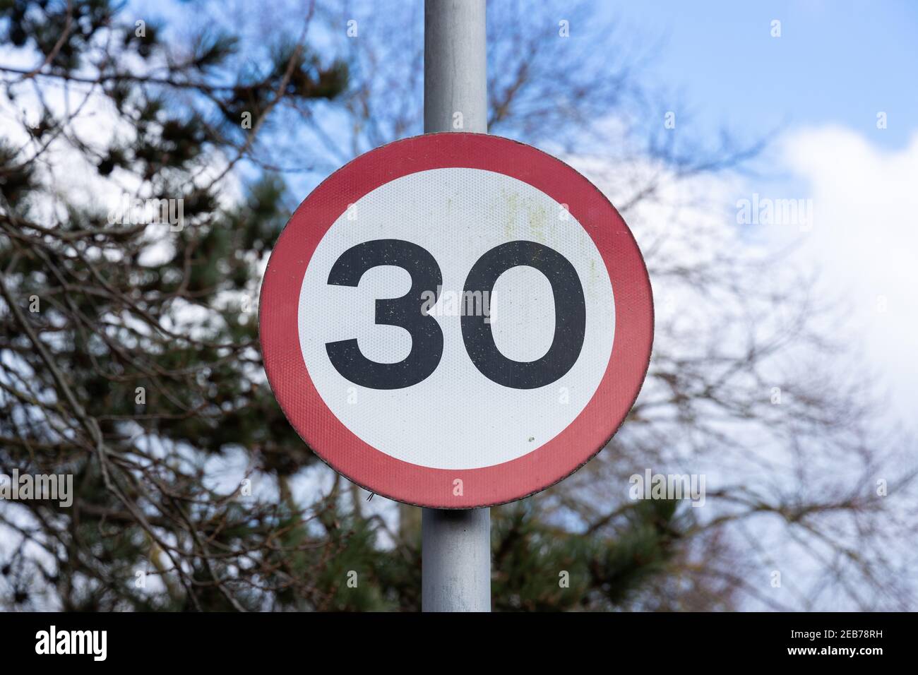 Speed limit 30 horizontal hi-res stock photography and images - Alamy