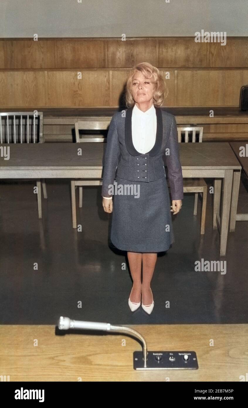 Die deutsche Schauspielerin und Chansonsängerin Mady Rahl, Deutschland ...