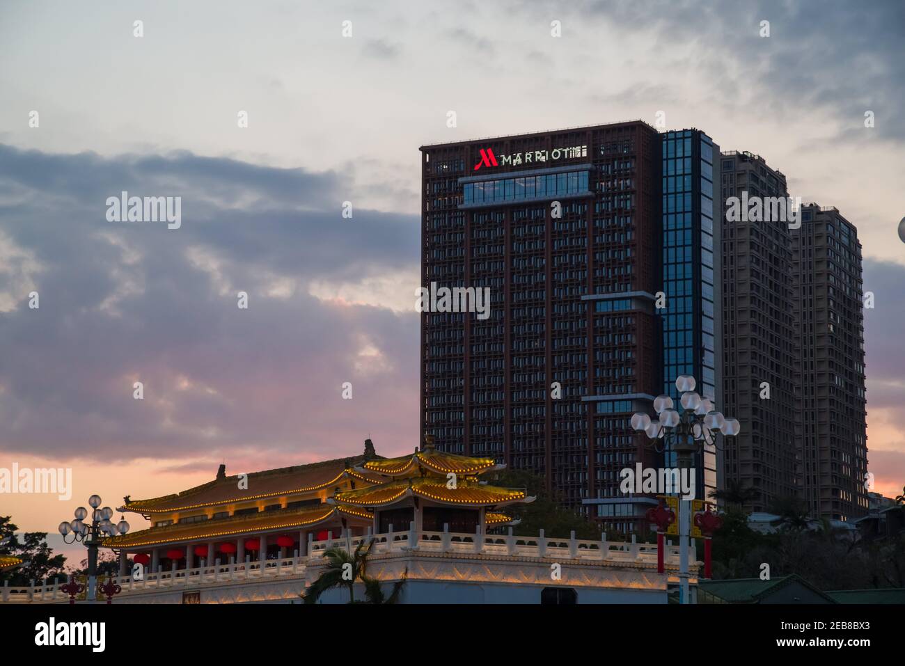 Marriott hotel in Zhuhai, China Stock Photo - Alamy