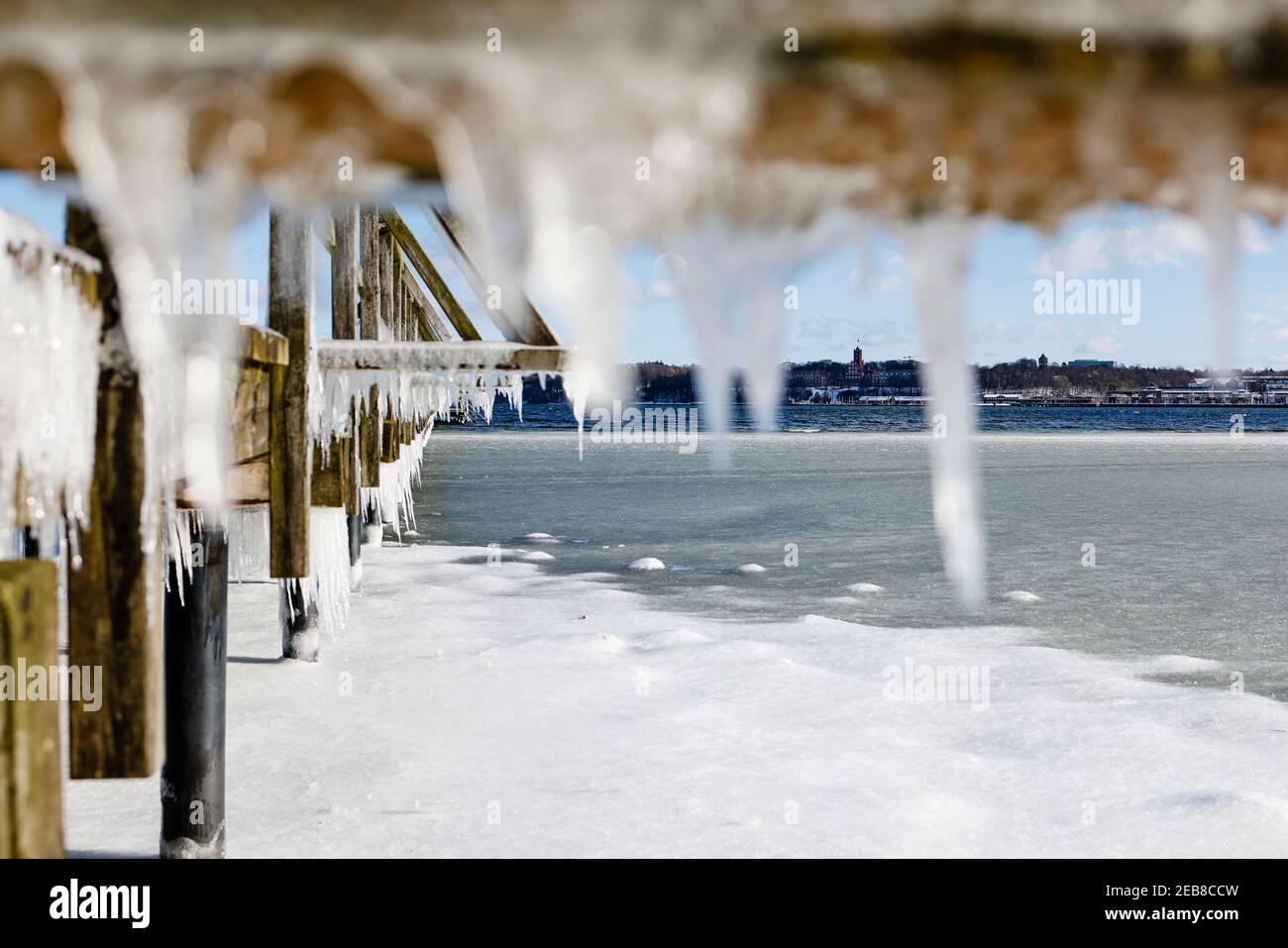Flensburg, Germany. 12th Feb, 2021. Icicles have formed on a bridge on ...