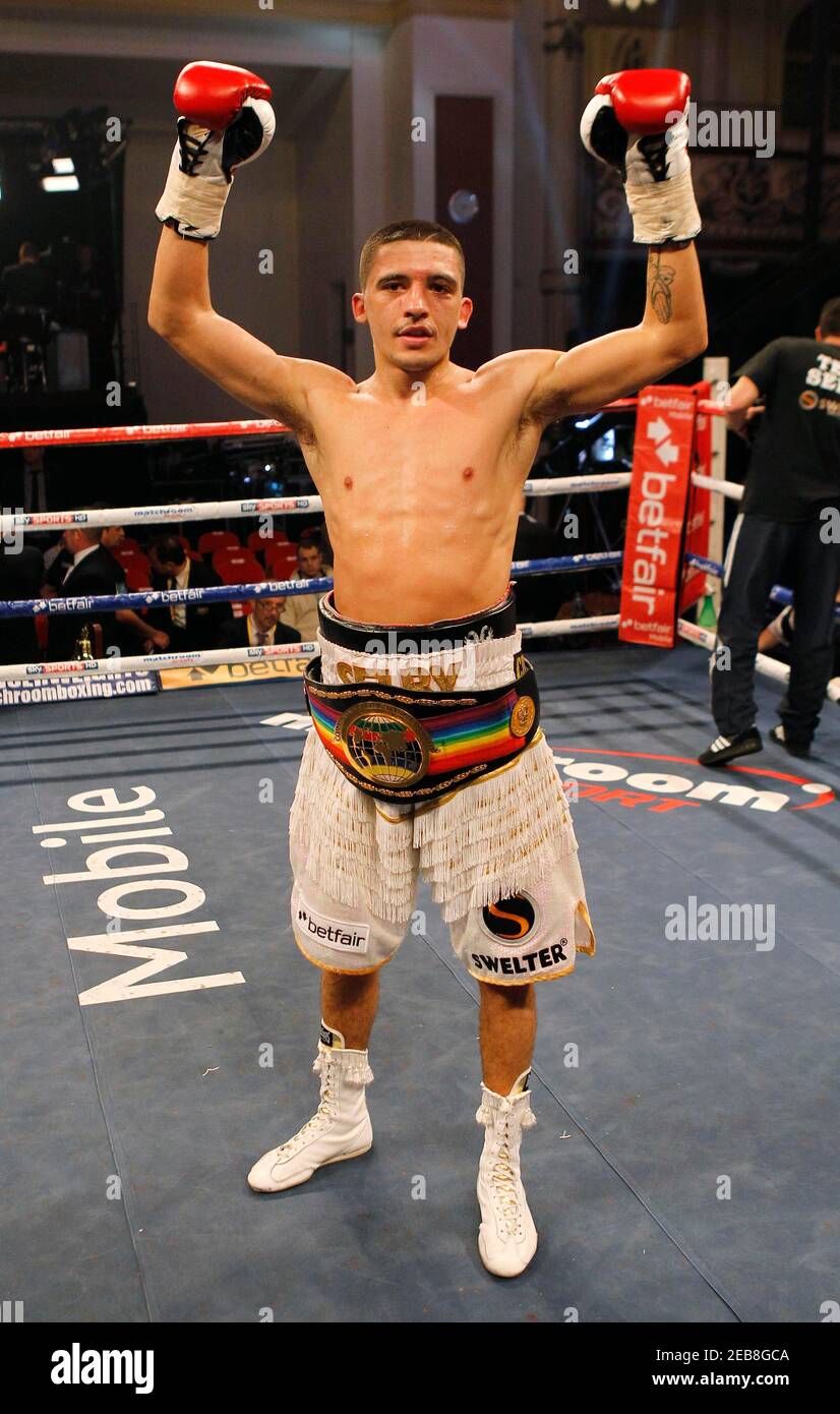 Title fight winter gardens hi-res stock photography and images - Alamy