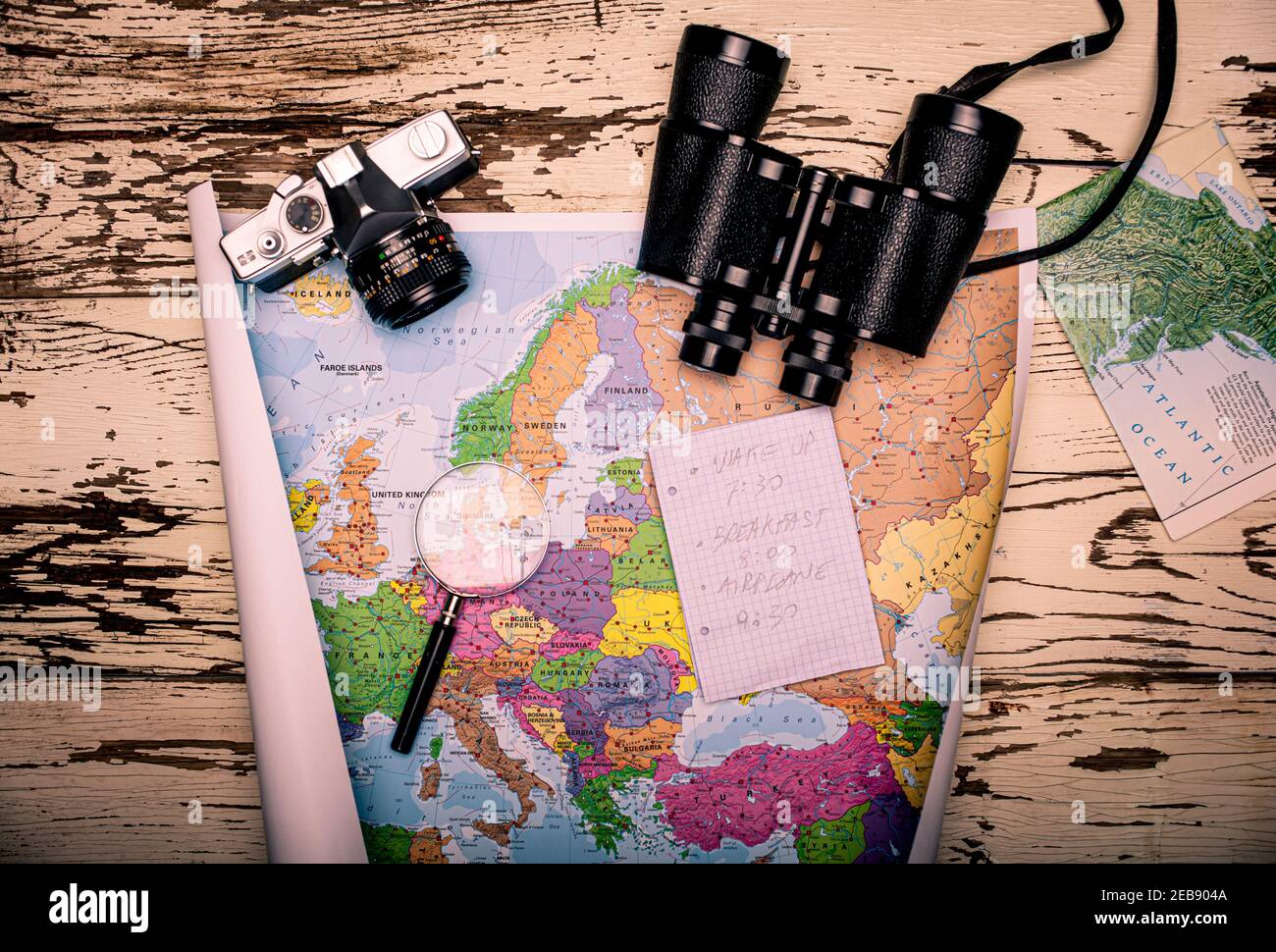 Photo of map hi-res stock photography and images - Alamy