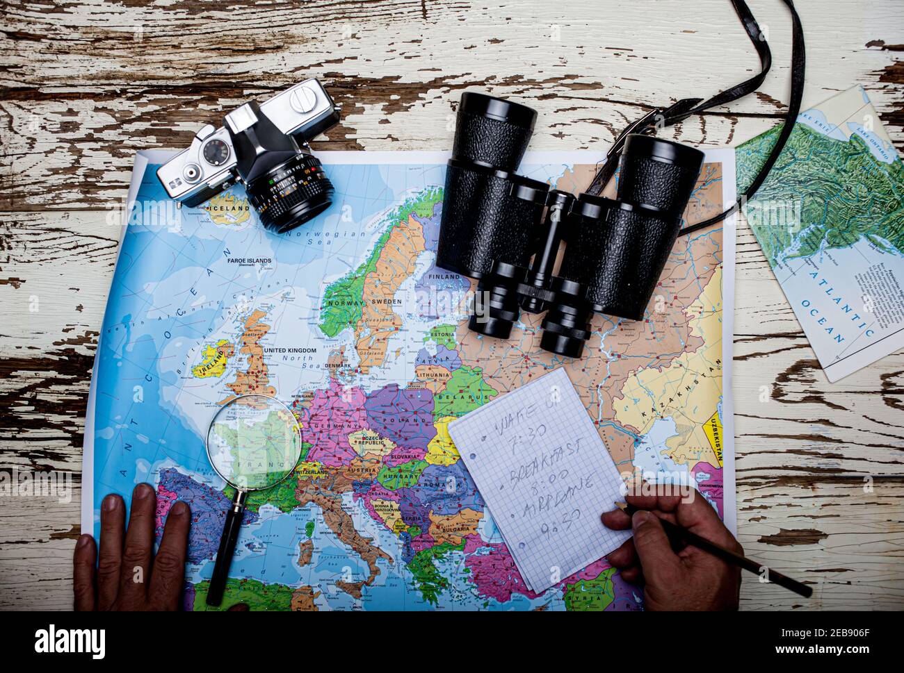 Photo of map hi-res stock photography and images - Alamy