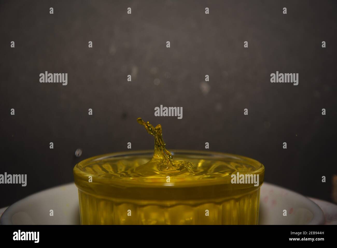 Double drop of water hi-res stock photography and images - Alamy