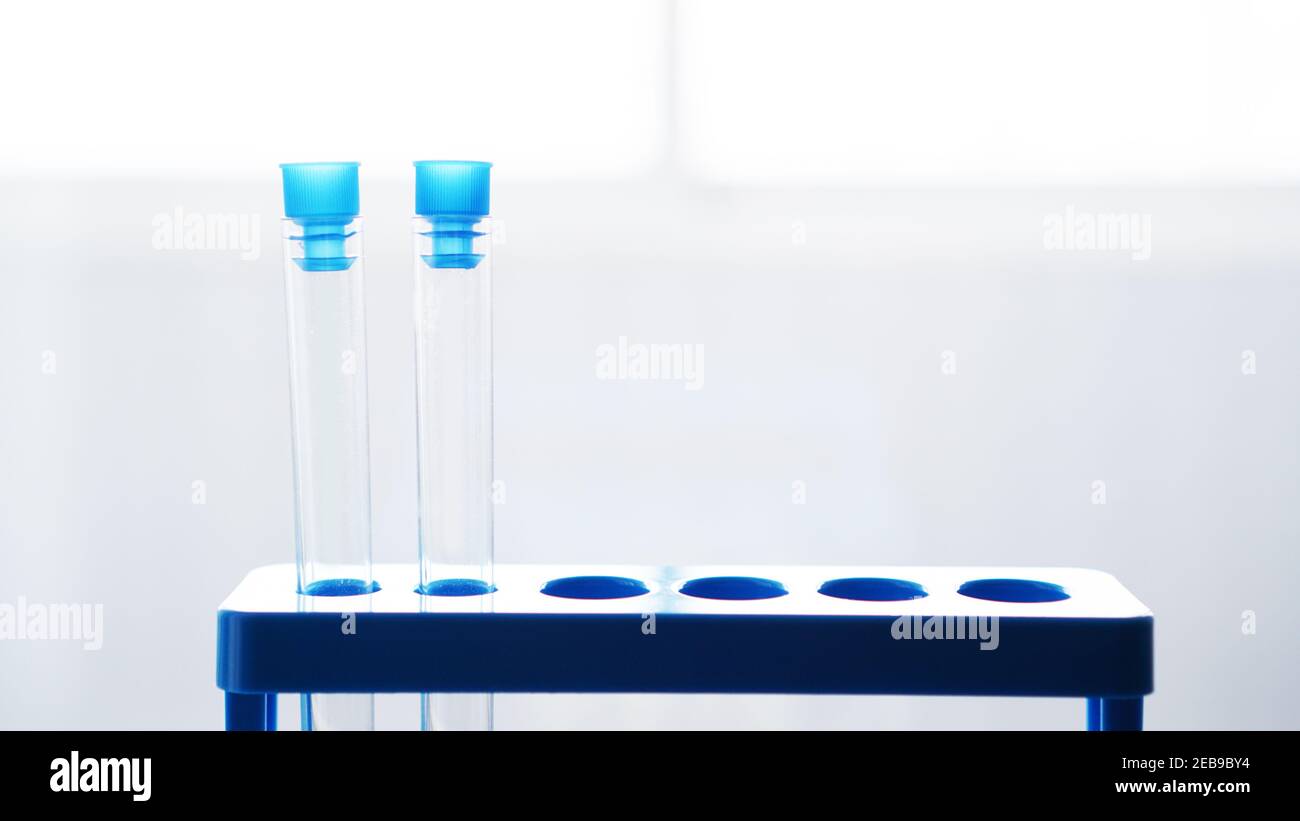 Laboratory tripod stand hi-res stock photography and images - Alamy