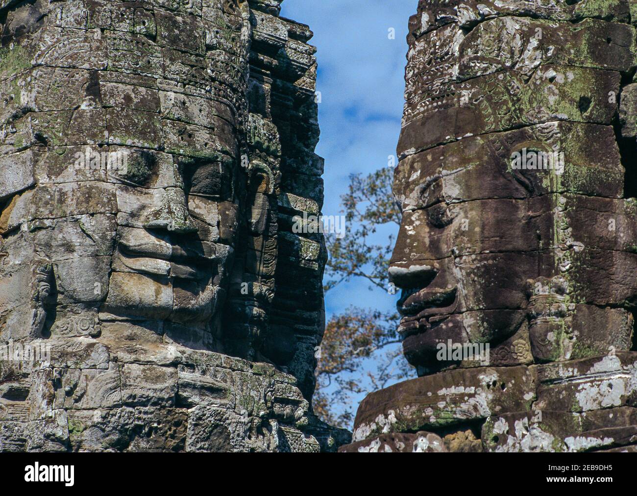Angkor thom, bayon temple face Stock Photo - Alamy