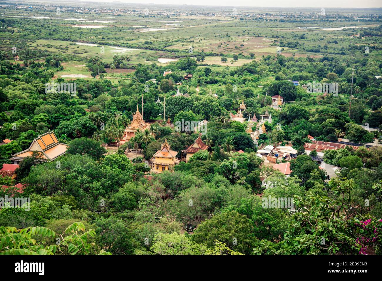 Khmer pagoda hi-res stock photography and images - Alamy