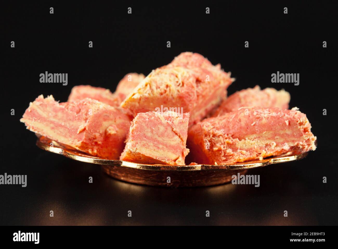 Greek halvah hi-res stock photography and images - Alamy