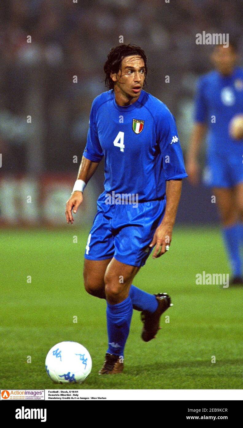Demetrio Albertini High Resolution Stock Photography and Images - Alamy