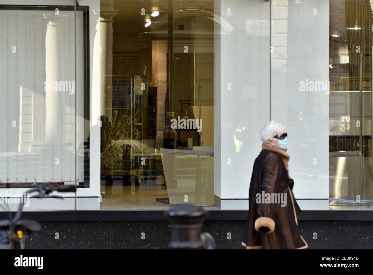 Debenhams department store old hi-res stock photography and images - Alamy