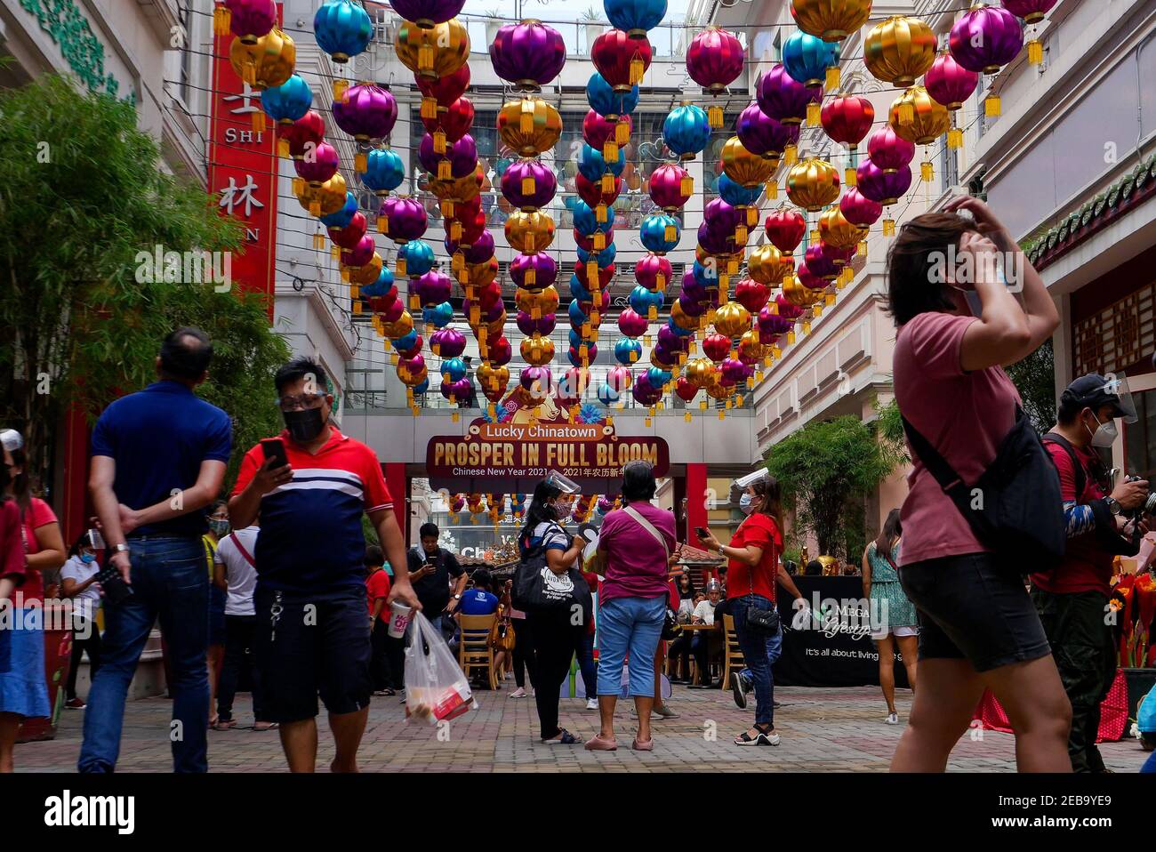 Lucky chinatown mall hi-res stock photography and images - Alamy