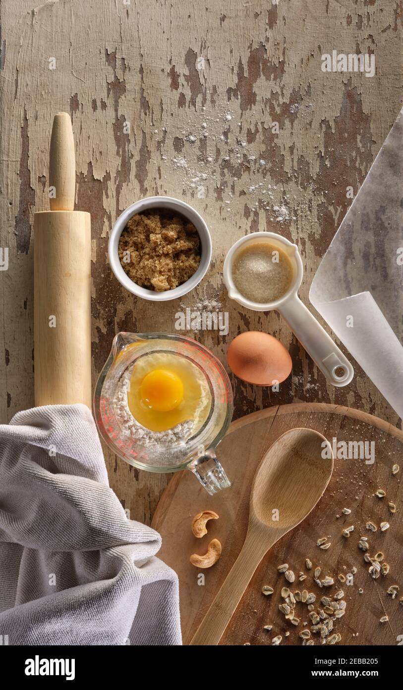 Look down view hi-res stock photography and images - Alamy