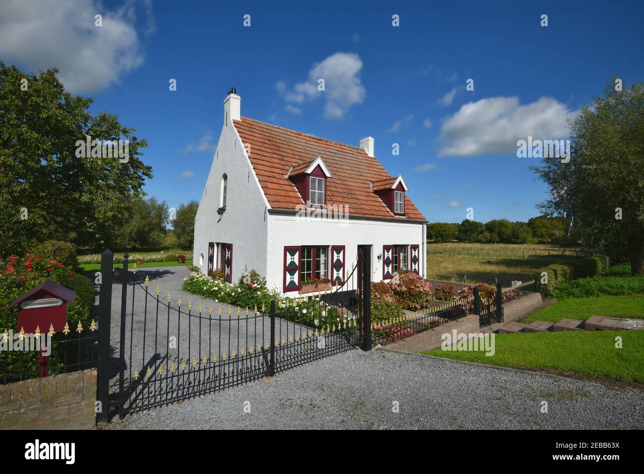 Flemish region onze lieve vrouwekerk hi-res stock photography and ...