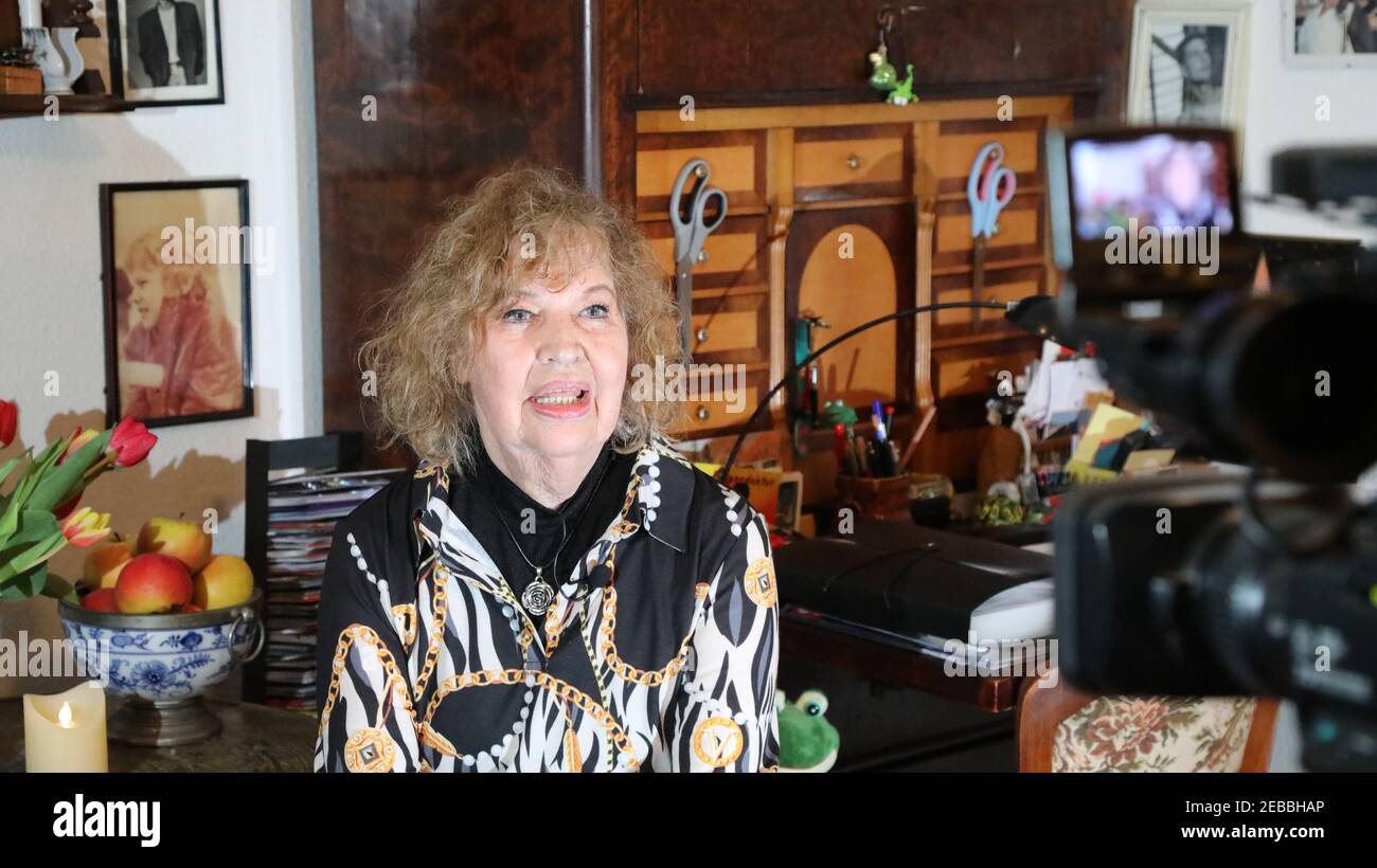 Urte Blankenstein bei der Aufzeichnung der Fernsehsendung zum 100 ...