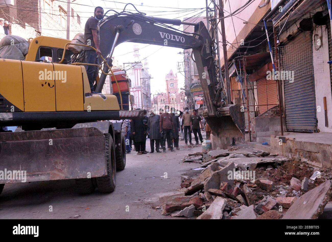 Anti-encroachment operation in progress removed illegal encroachment ...