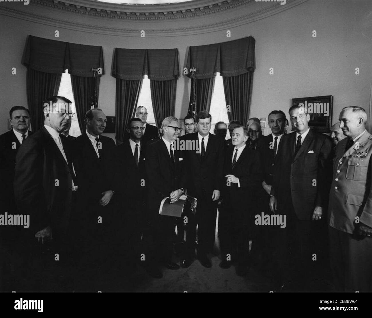 Federal mediation and conciliation service hi-res stock photography and ...