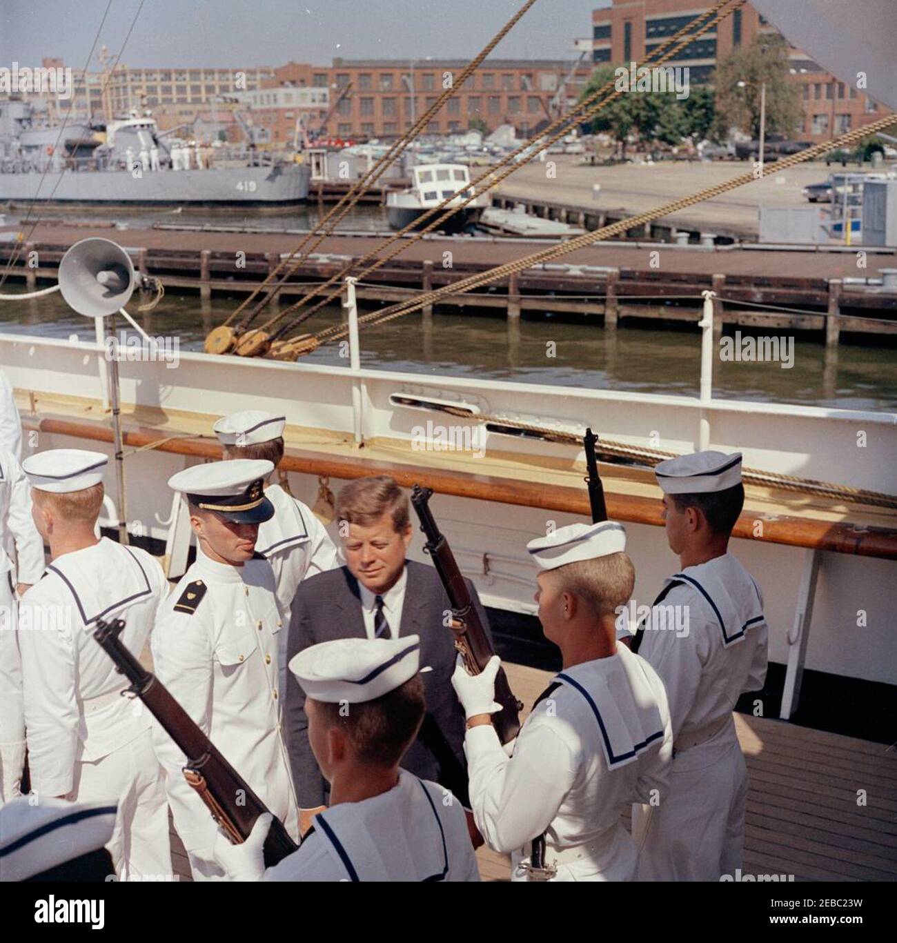 Uscg academy hi-res stock photography and images - Alamy