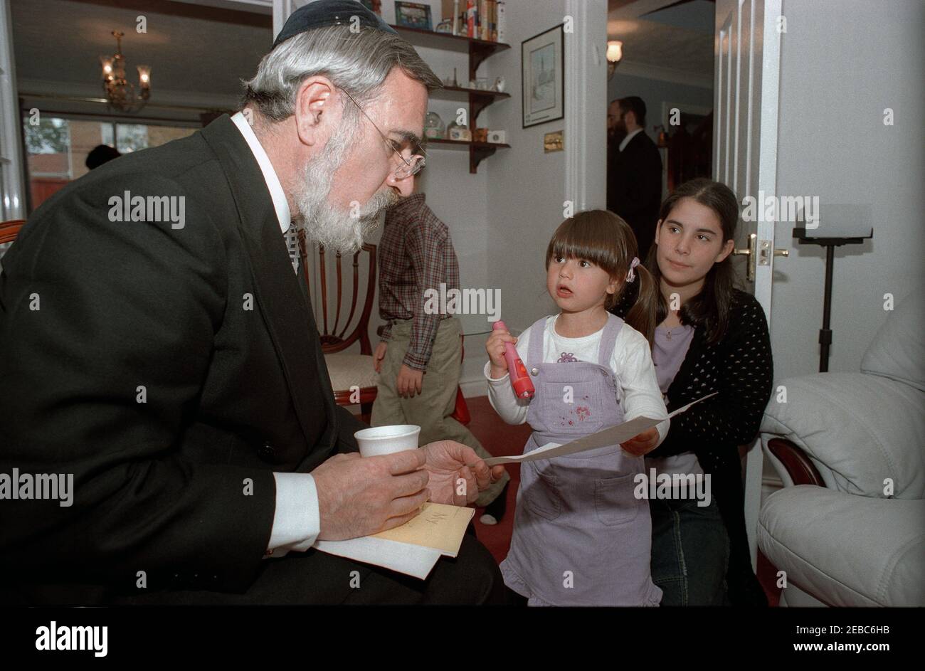 Chief rabbi jonathan sacks solihull hebrew congregation hi-res stock ...