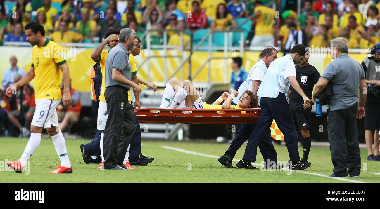 Sport football action injury stretcher hi-res stock photography and ...