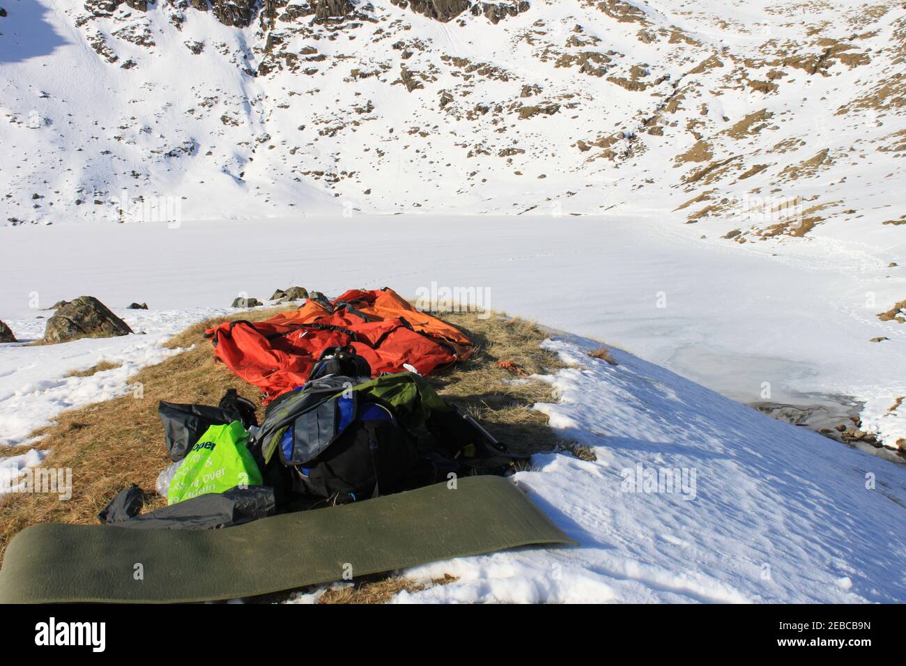 Angle Tarn is a tarn to the north of Bowfell wild camping. Winter time ...
