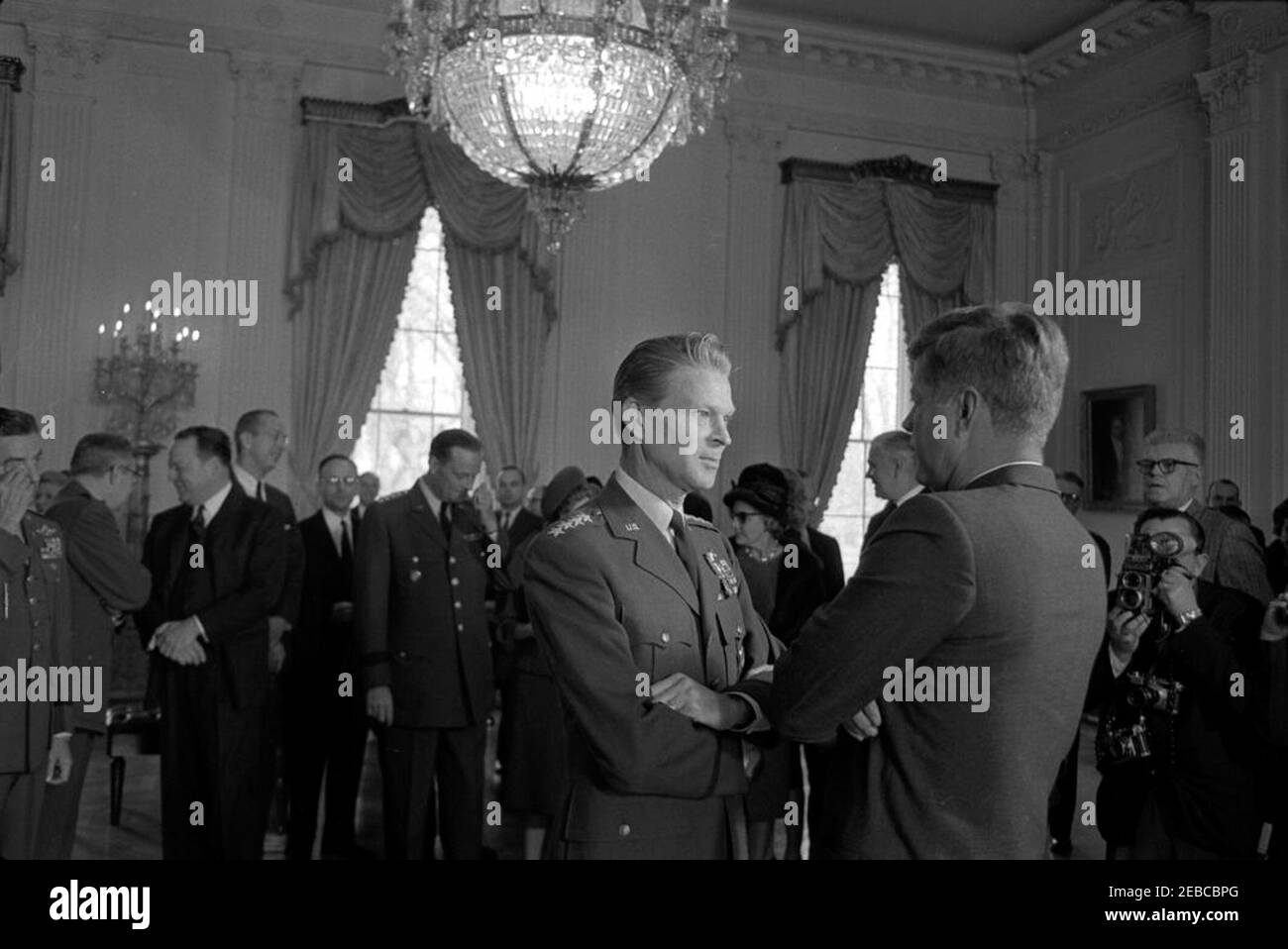 General lauris norstad Black and White Stock Photos & Images - Alamy