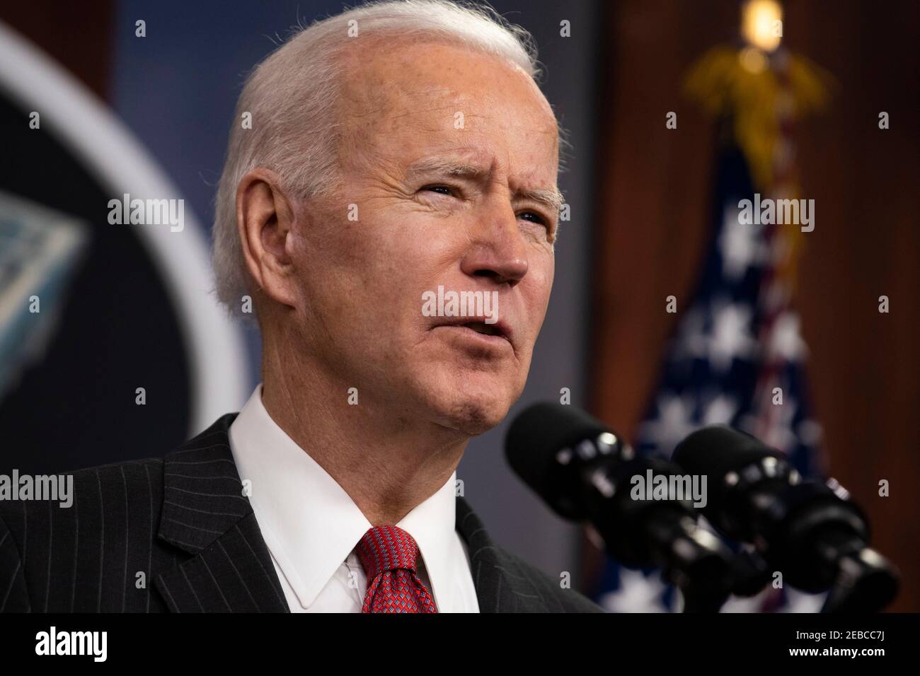 Joe biden portrait 2021 hi-res stock photography and images - Alamy