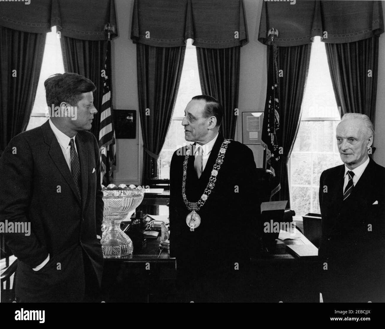 Robert briscoe hi-res stock photography and images - Alamy