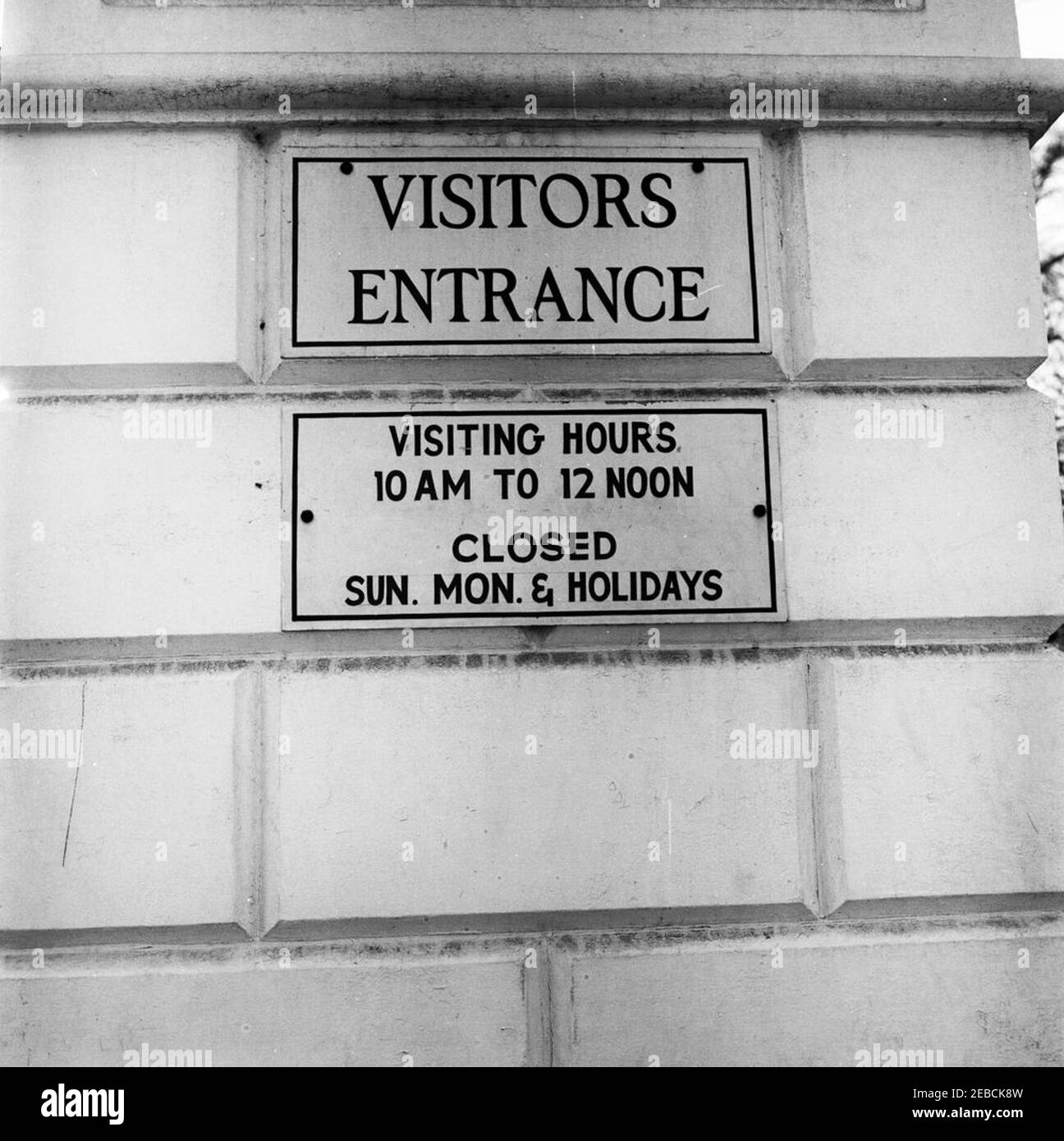 Visiting hours hi-res stock photography and images - Alamy