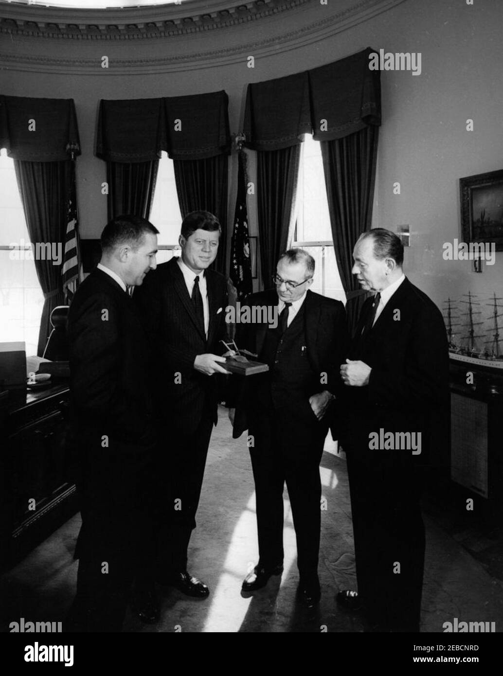 Model act Black and White Stock Photos & Images - Alamy