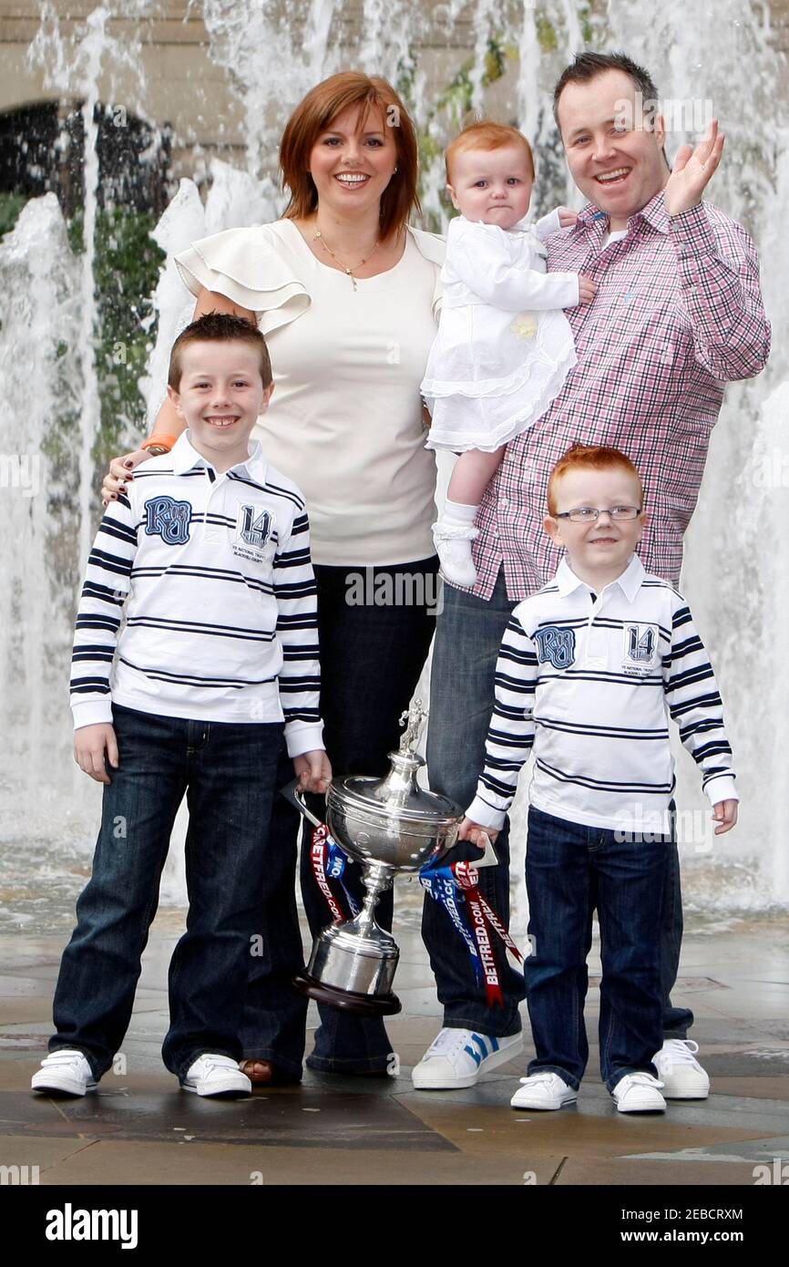 John higgins with wife denise hi-res stock photography and images - Alamy