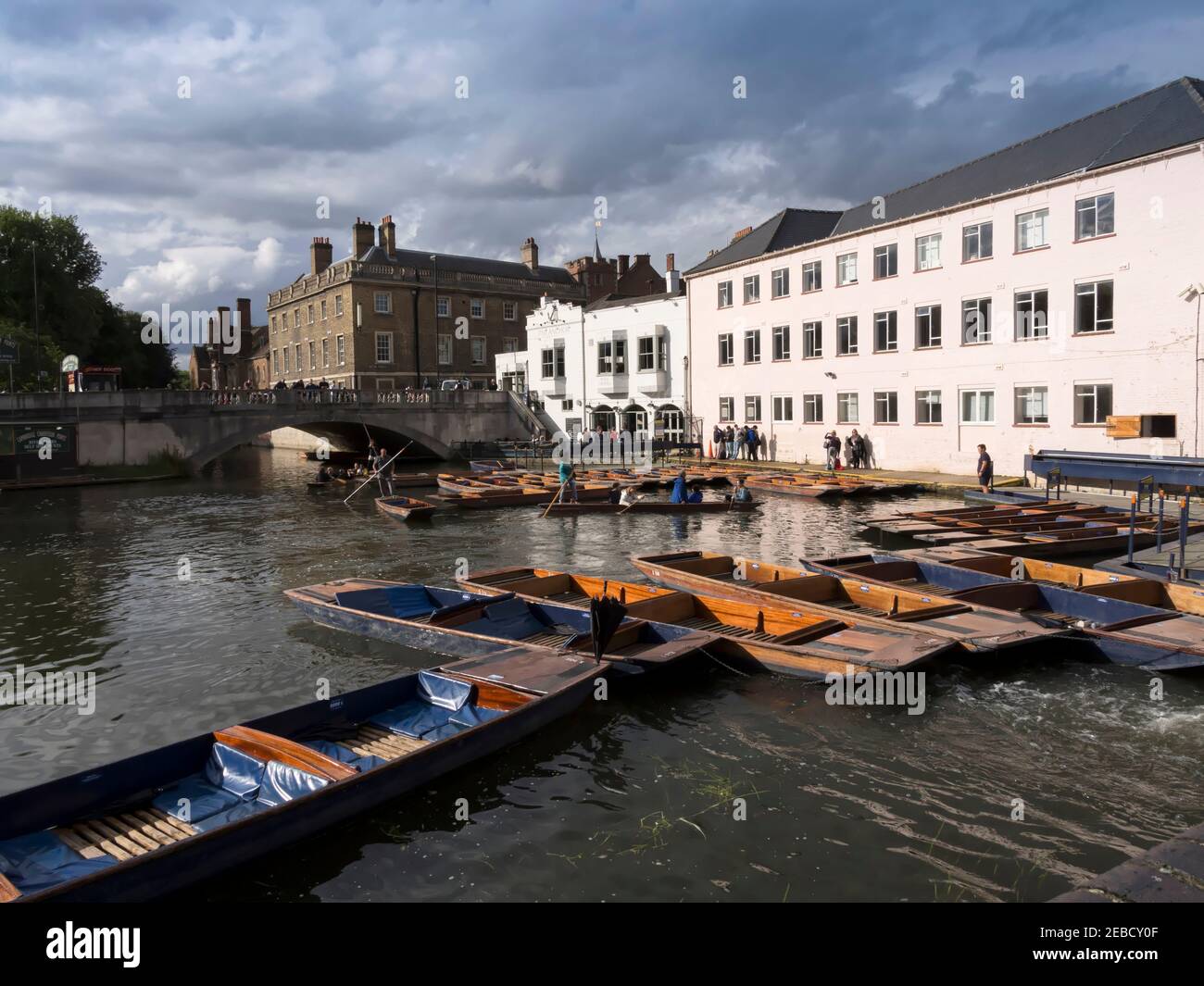 Silver street bridge cambridge hi-res stock photography and images - Alamy