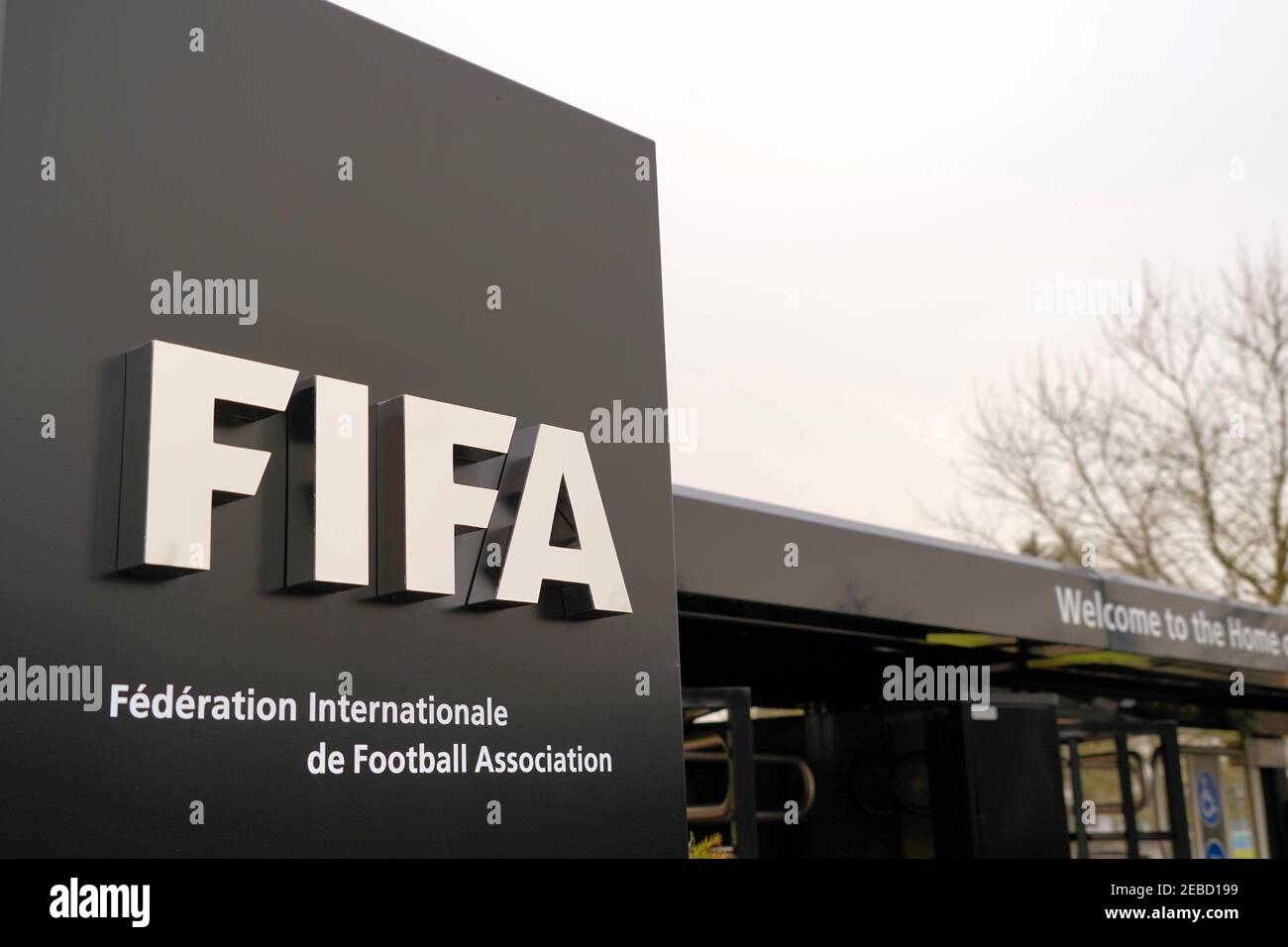 Fifa logo icon hi-res stock photography and images - Alamy