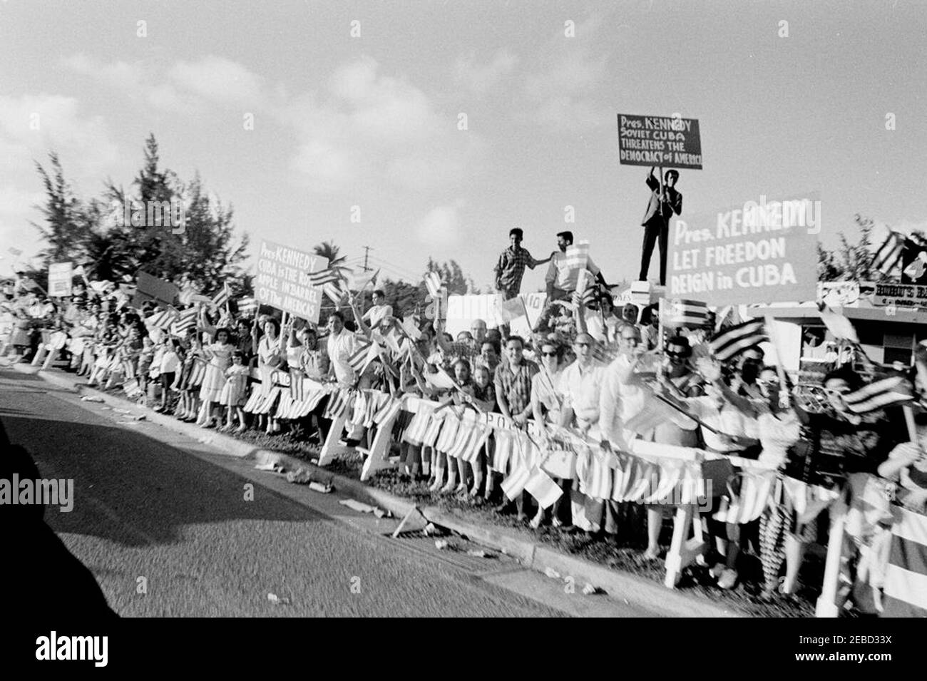 Trip to South America: Puerto Rico, Arrival, San Juan, 4:15PM. Crowd ...
